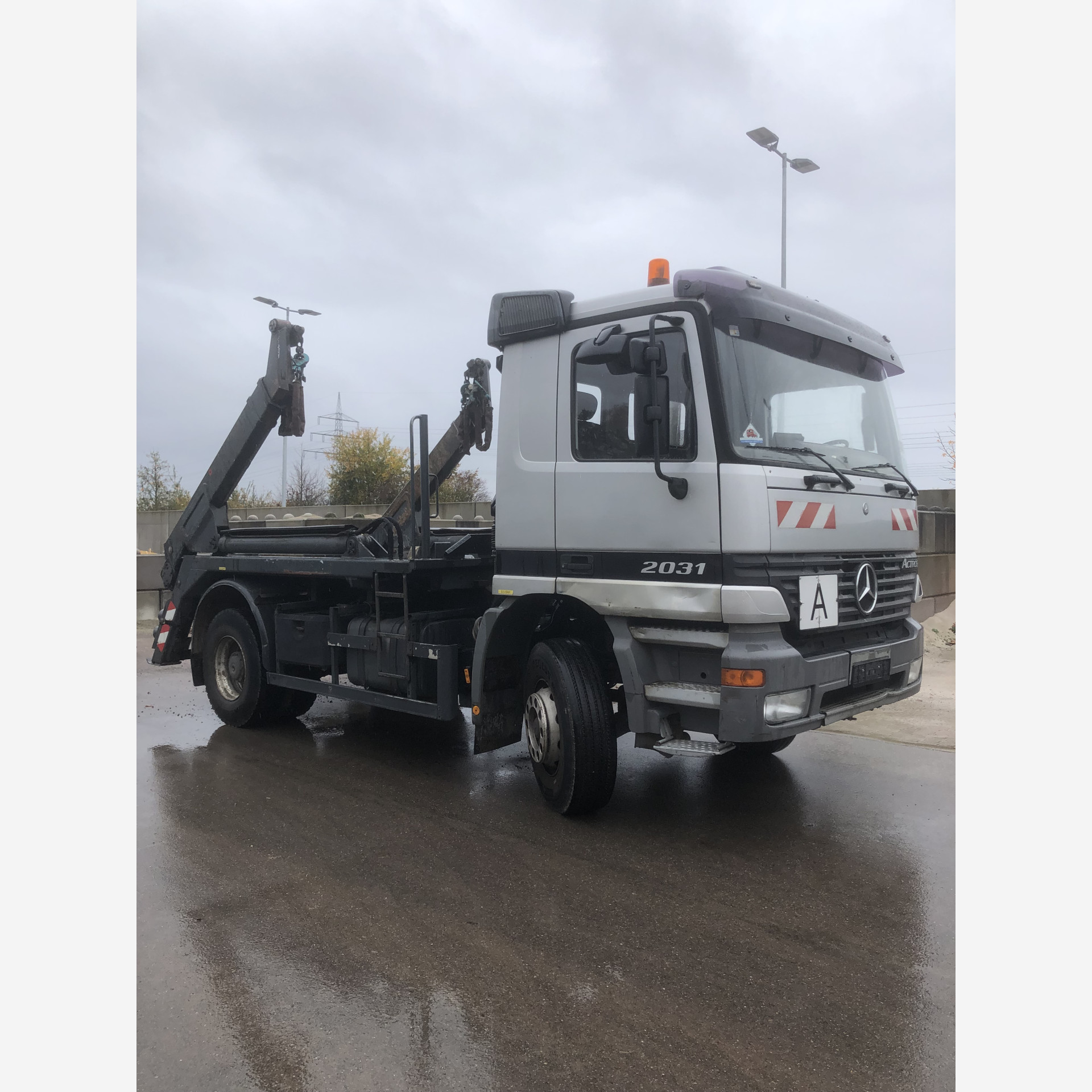 Absetzkipper Mercedes-Benz Actros 2031 Meiller AK12 MT