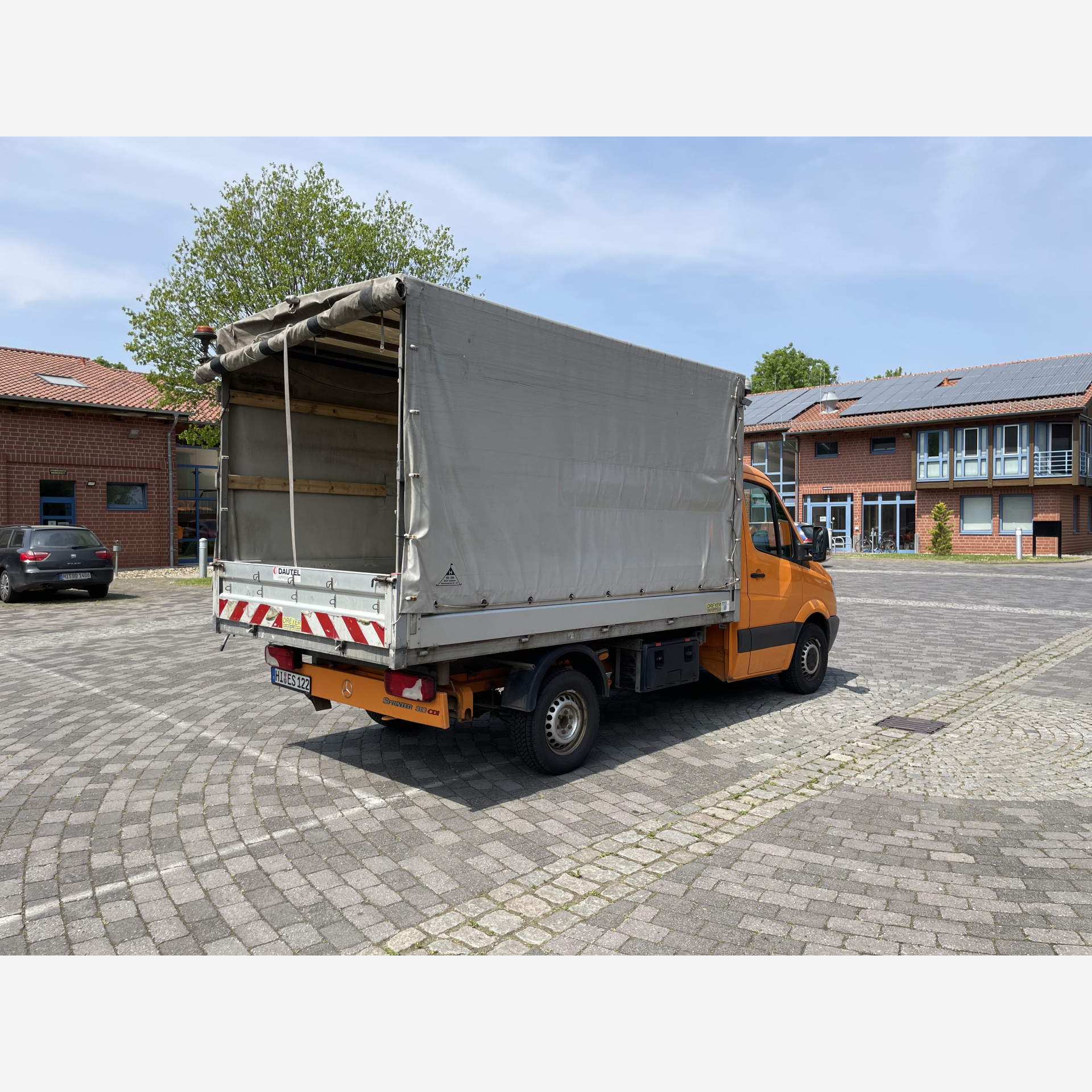 MB- Sprinter 906 / 3 Seiten Kipper Plane und Spiegel